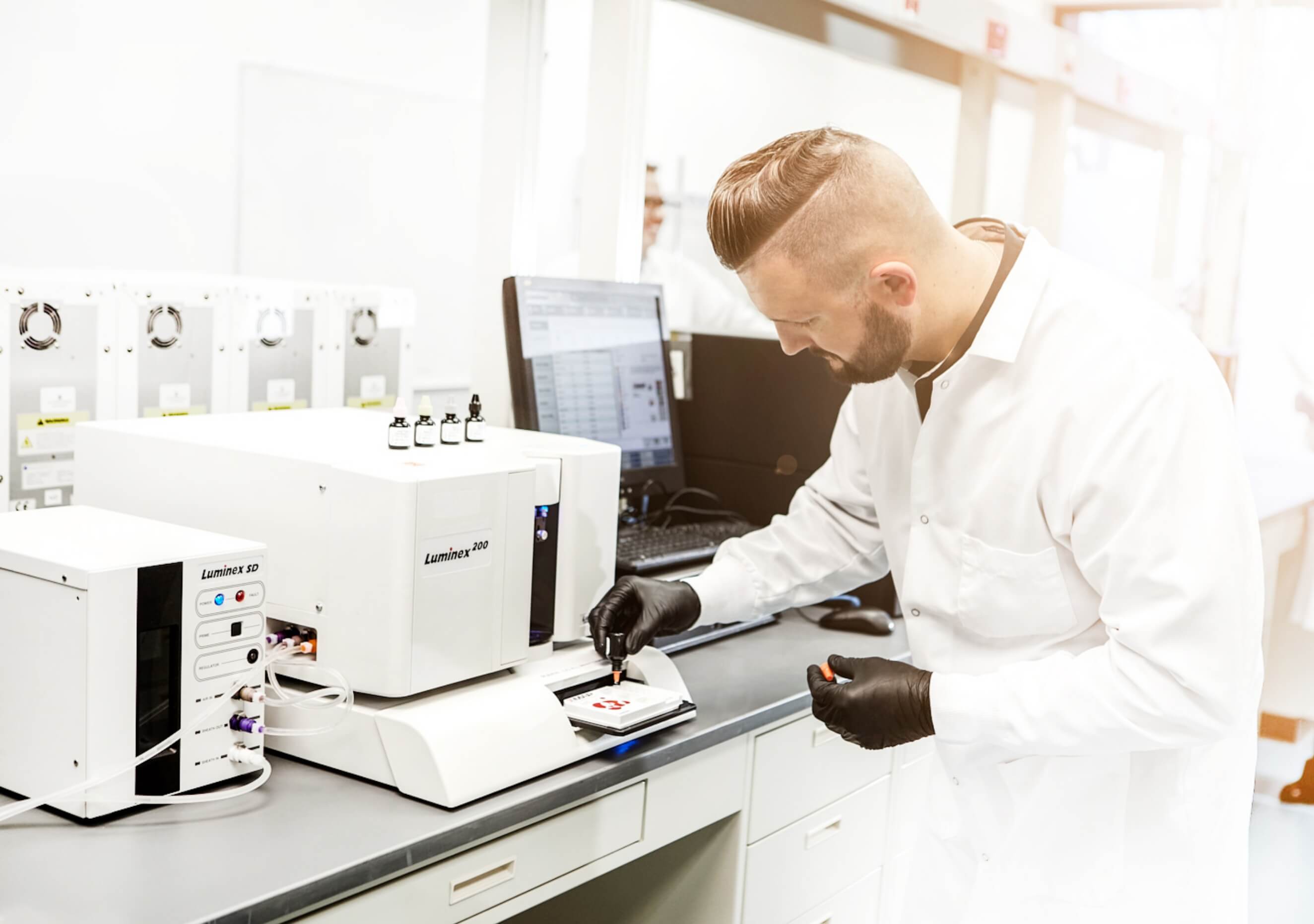 Luminex® 200 Flow Cytometry System | Diasorin